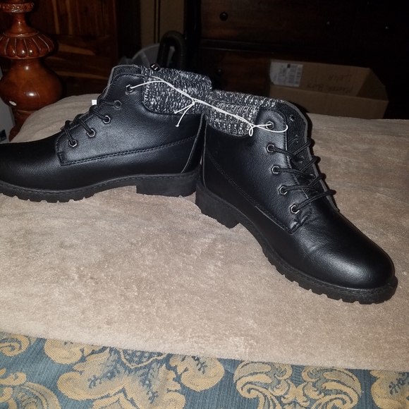 Shoes | Woman Boot Size 8 | Poshmark